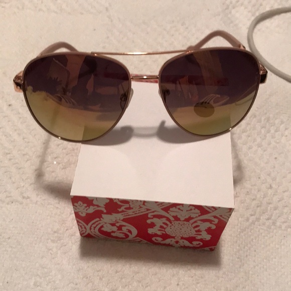 Jessica Simpson | Accessories | Jessica Simpson Sunglasses | Poshmark